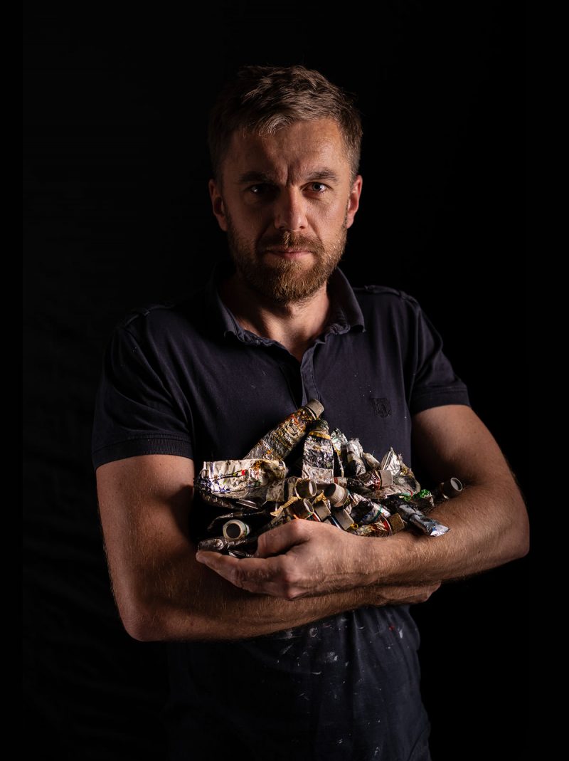 Nie jestem tradycyjnym malarzem. Wywiad z Tomaszem Zjawionym » Niezła ...