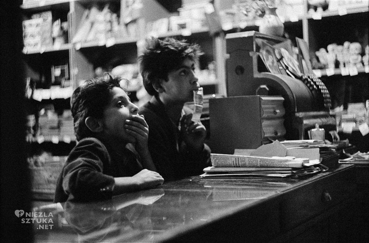 „A my tu idziemy do pani robić zdjęcia…” – Zofia Rydet i jej Zapis ...