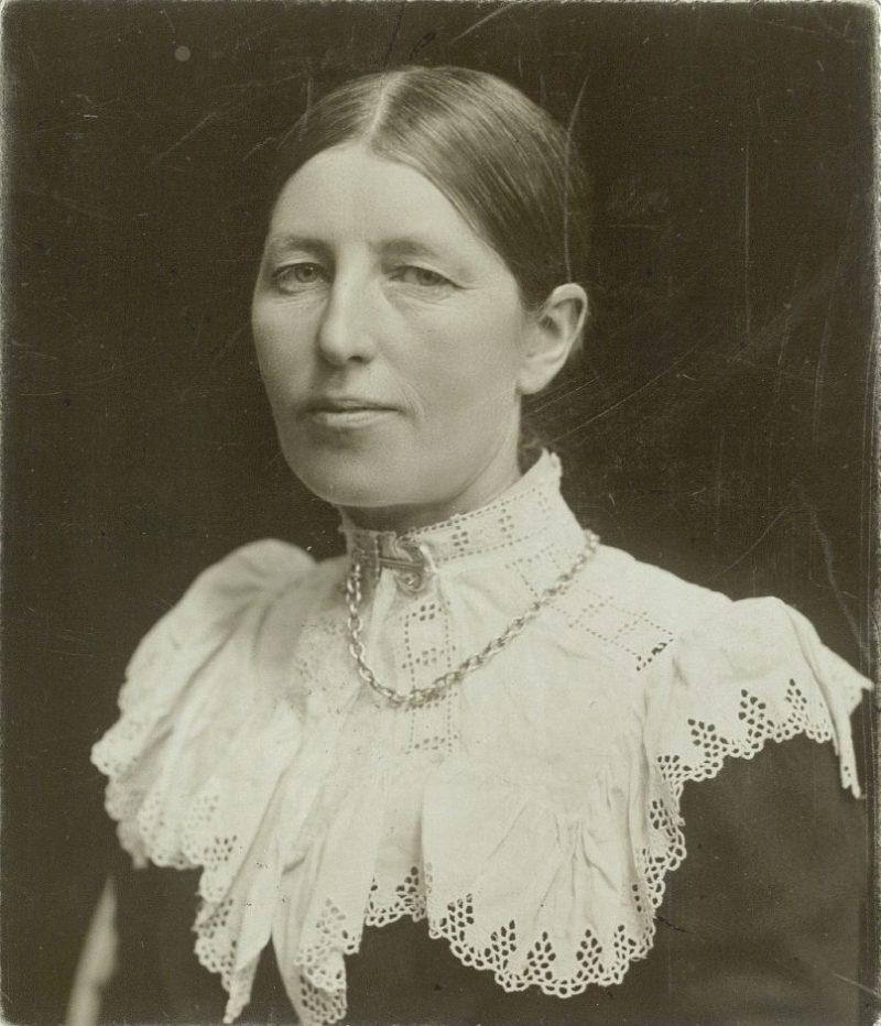 Słoneczna dziewczyna: życie i twórczość Anny Ancher » Niezła sztuka