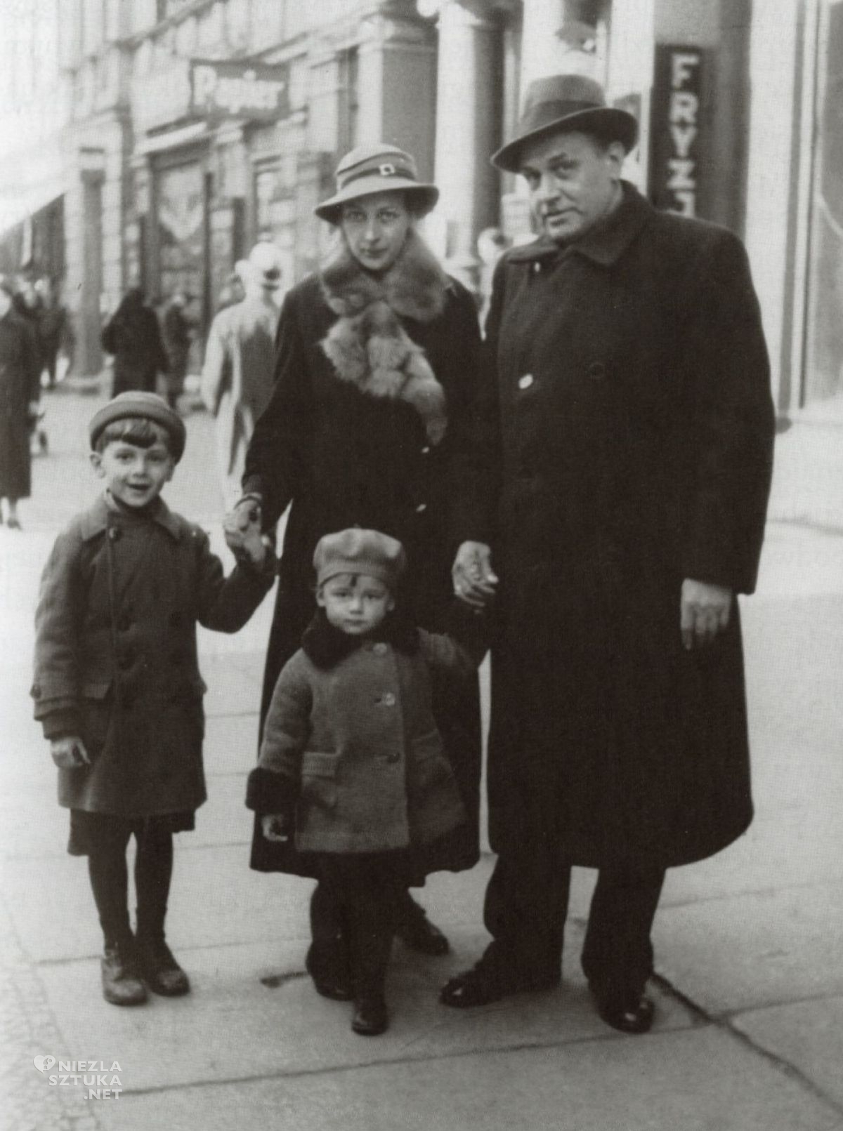 Butenko pinxit et invenit. O twórczości Bohdana Butenki » Niezła sztuka