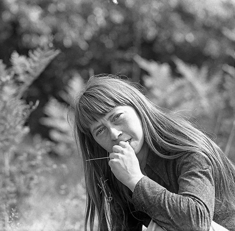 Simona. Dziewczyna z dzikiej puszczy » Niezła sztuka